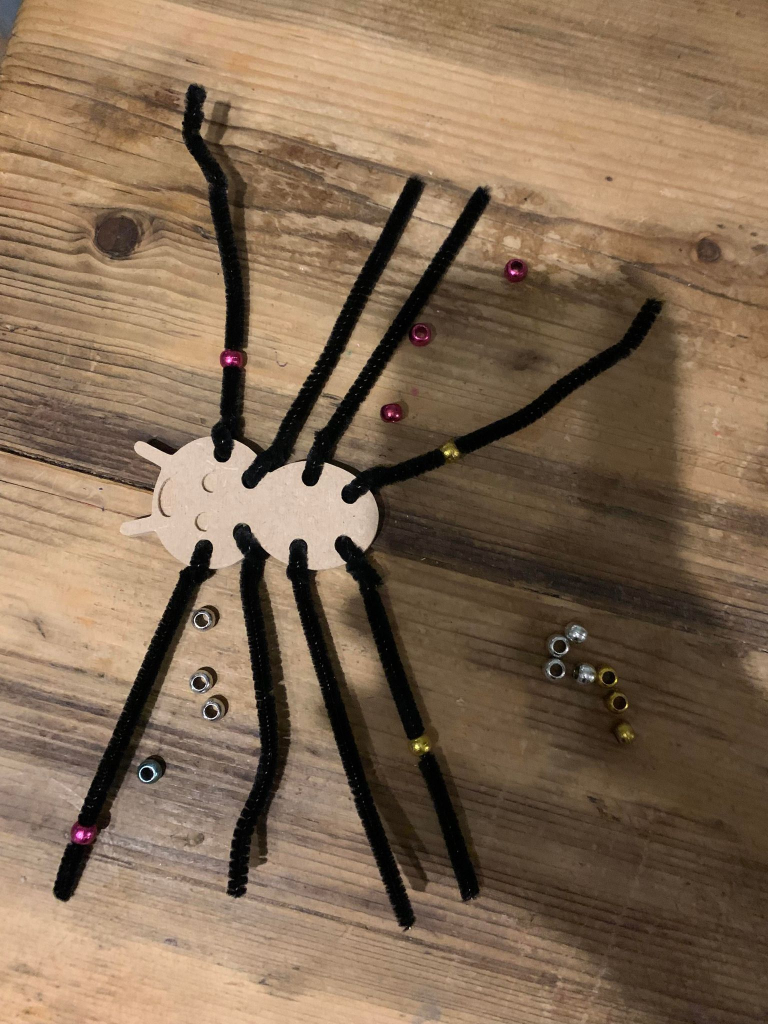 Threading Spider - Woodings Woodshack